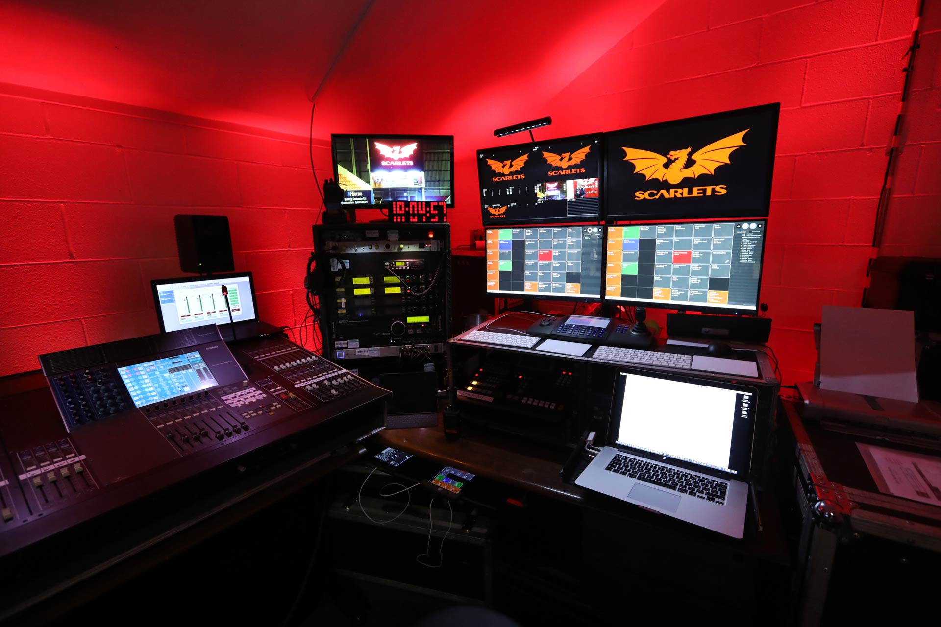 Rees Sound Systems Sound & Stage, Event Hire Carmarthenshire West Wales